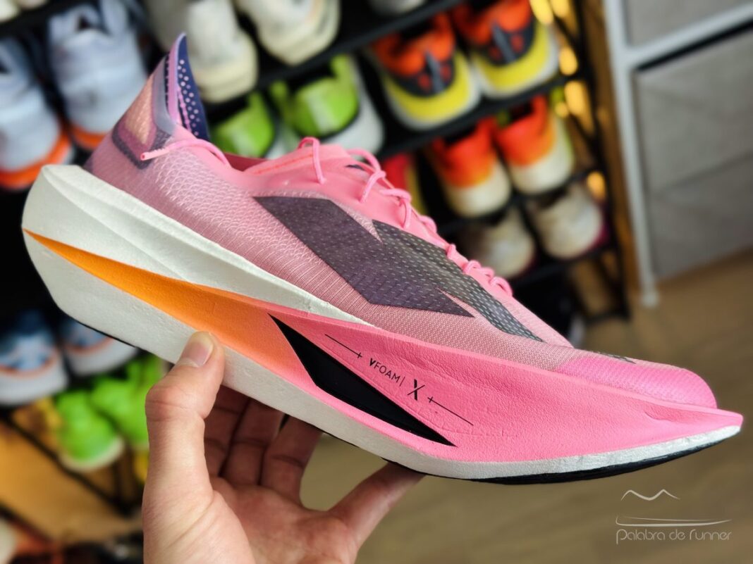 Bombazo Kiprun: KD900X LAB | 167g, carbono, superespuma y 300€