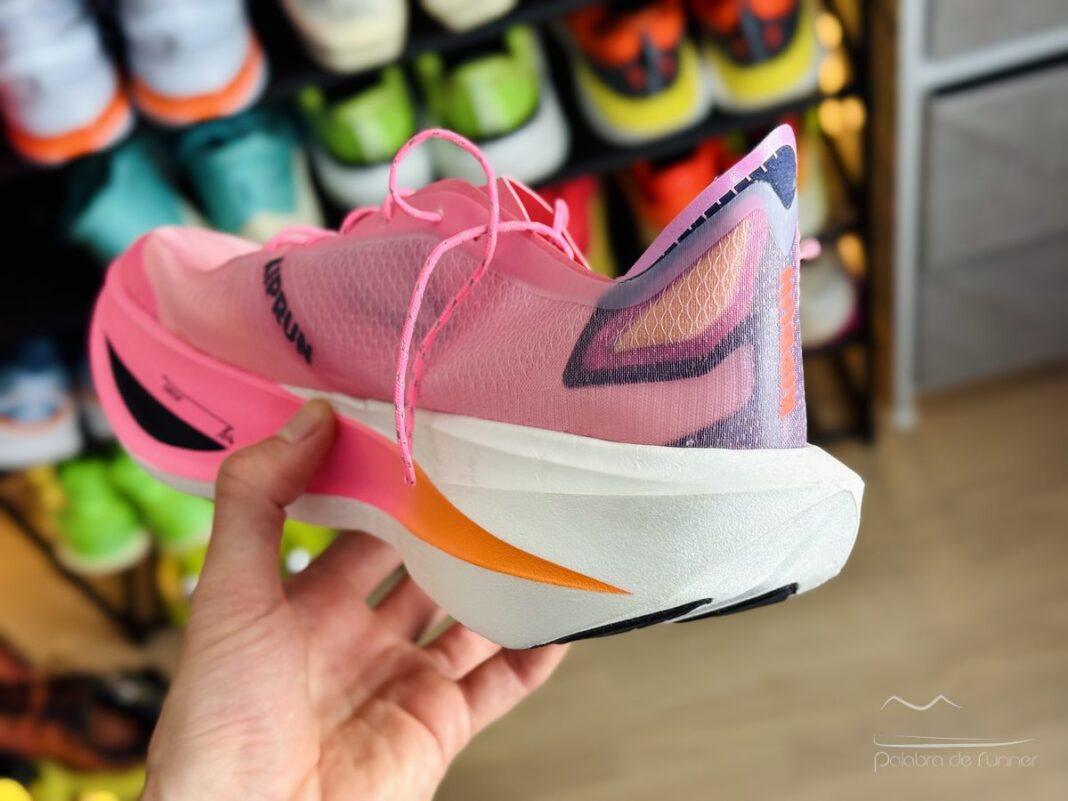 Bombazo Kiprun: KD900X LAB | 167g, carbono, superespuma y 300€