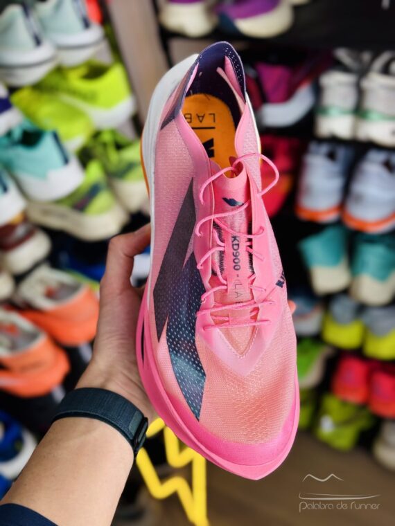 Bombazo Kiprun: KD900X LAB | 167g, carbono, superespuma y 300€